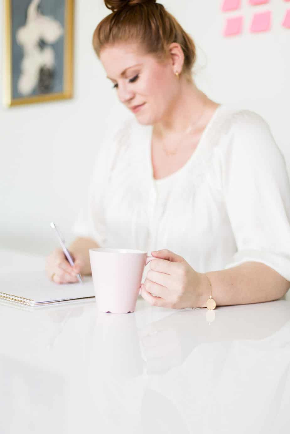 55 ways to comfort yourself without eating - Mind Space Cafe