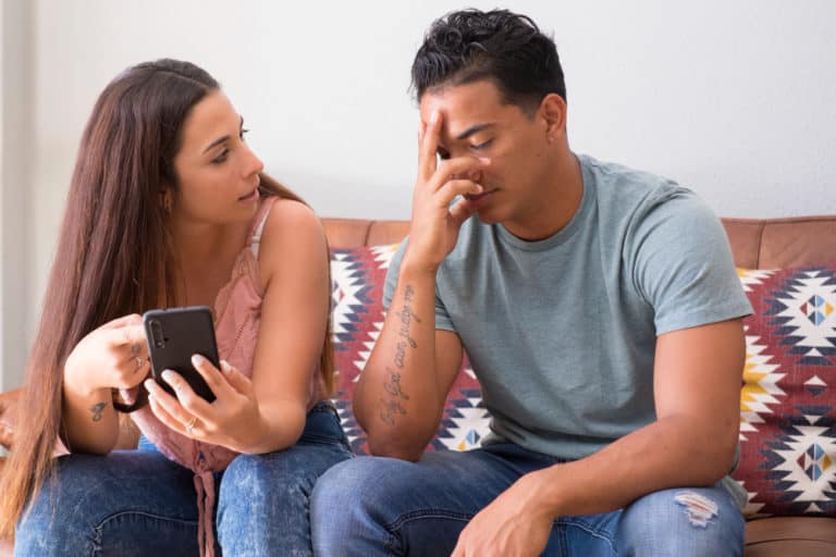 7 Real Reasons Why Your Boyfriend Never Takes You Out + How to Fix it