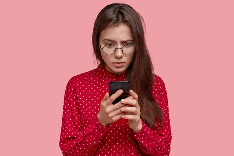 7 Reasons Why Your Ex Blocked You Out of Nowhere + What to Do