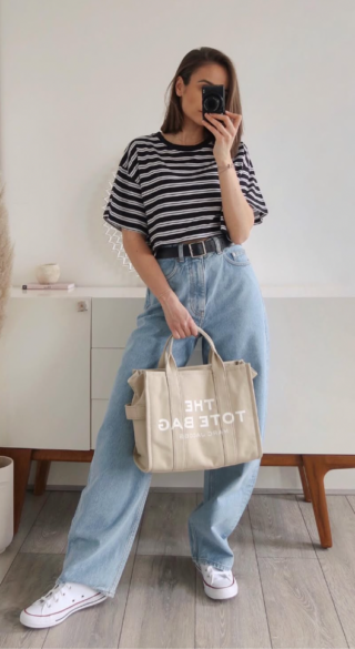 25 Chic Blue Jeans Outfit Ideas to Elevate Your Style - Mind Space Cafe
