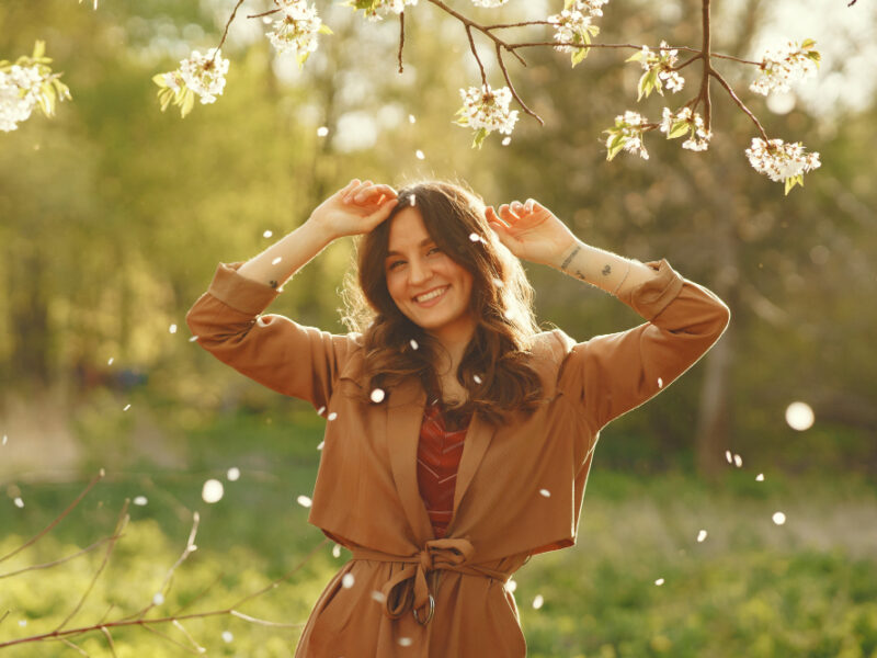 11 Healthy Girl Habits to Incorporate in Your Morning Routine (to ...